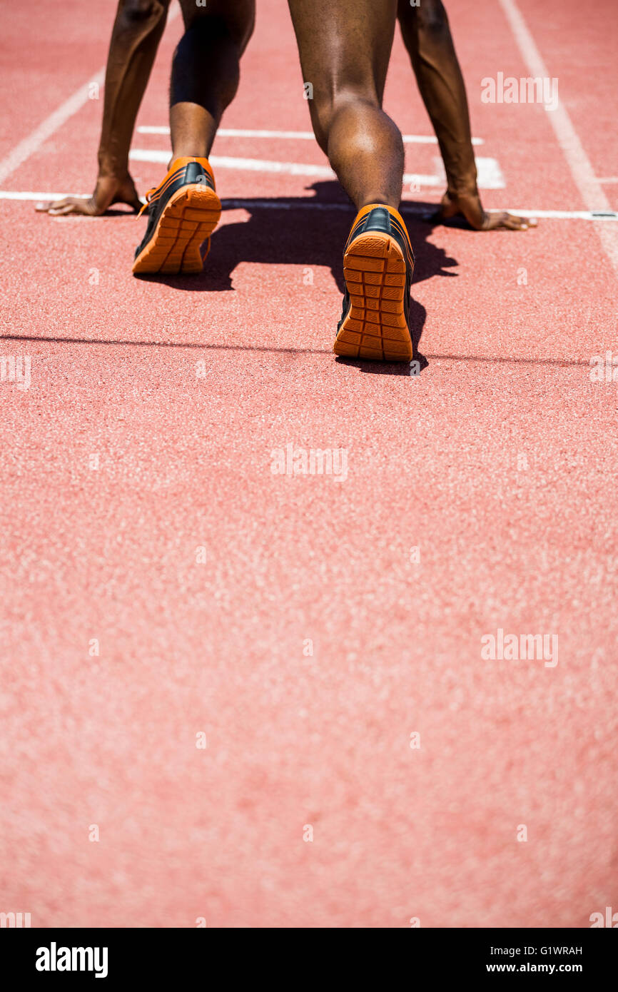 Athlete ready to run Stock Photo - Alamy