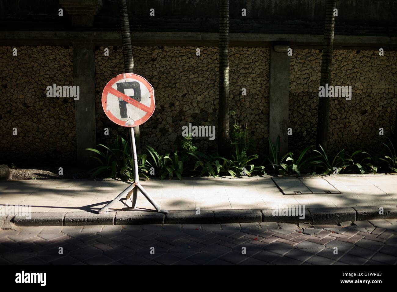 Bali road sign hi-res stock photography and images - Alamy