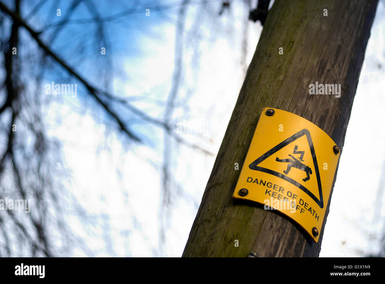 Danger of Death sign / warning sign Stock Photo - Alamy