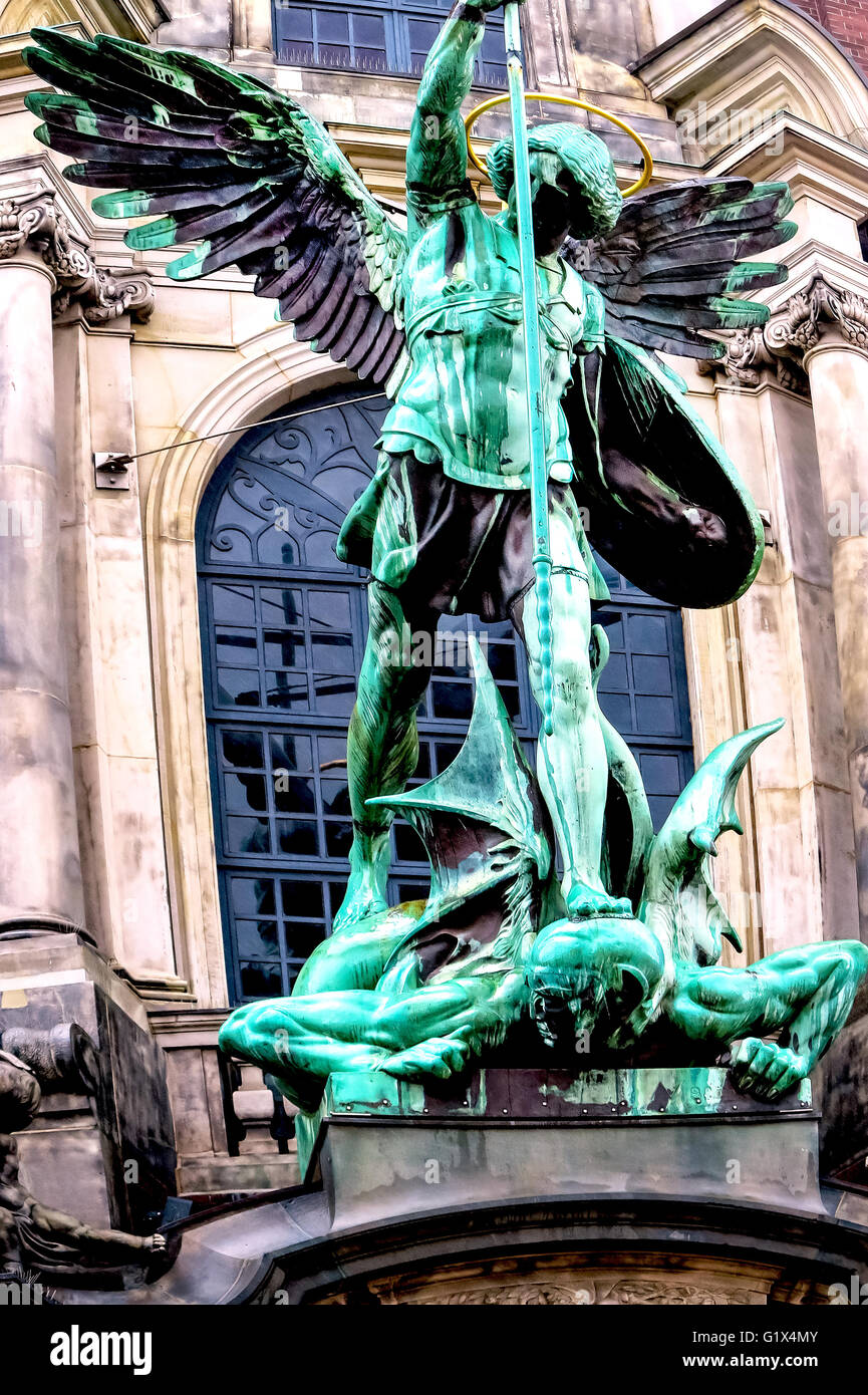 Sculpture st michaelis church hi-res stock photography and images - Alamy