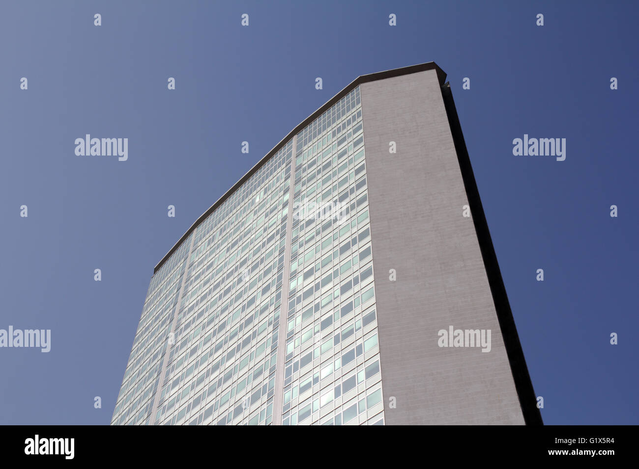 Pirelli tower milano hi-res stock photography and images - Alamy