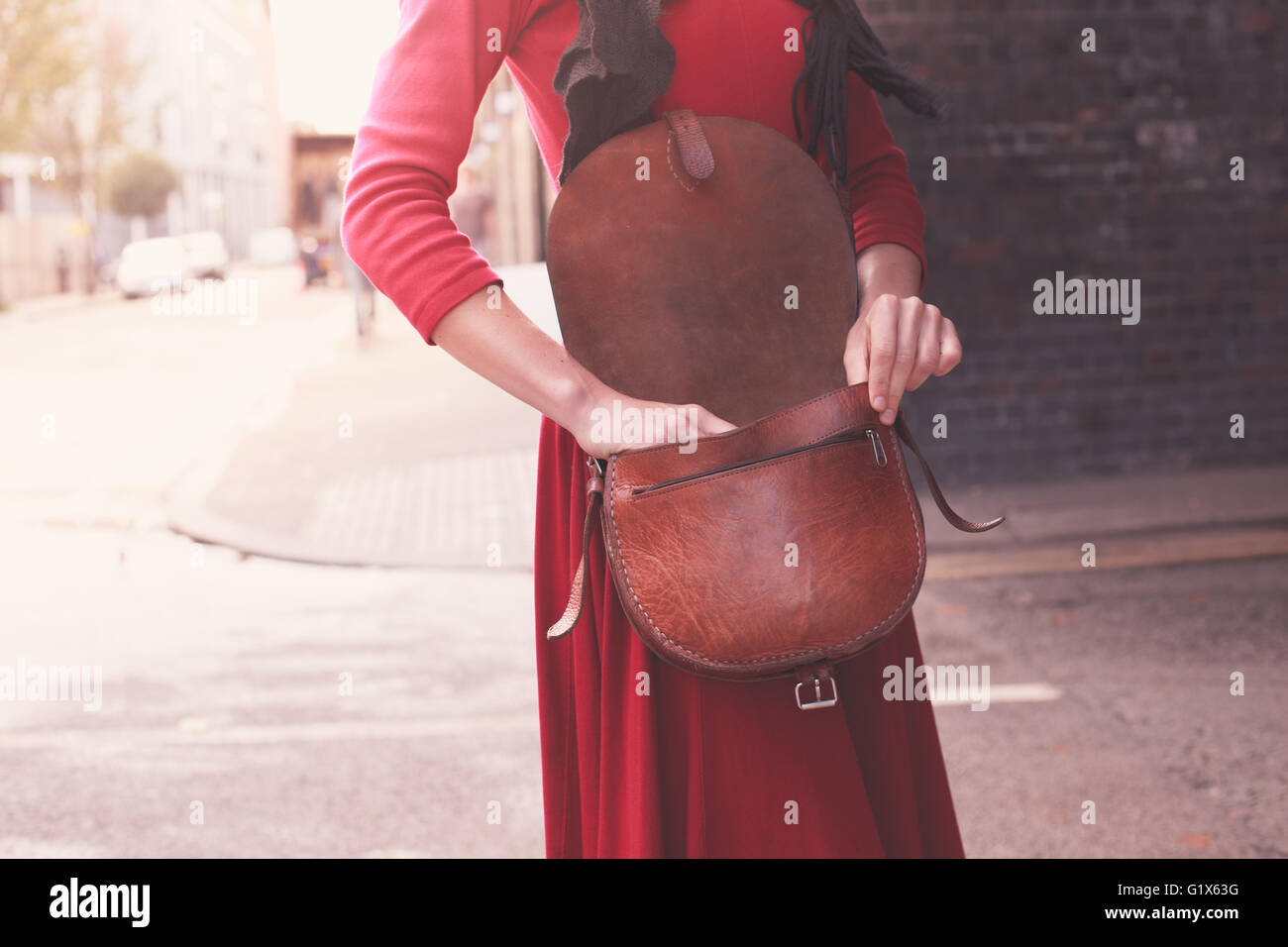 Handbag open hi-res stock photography and images - Alamy