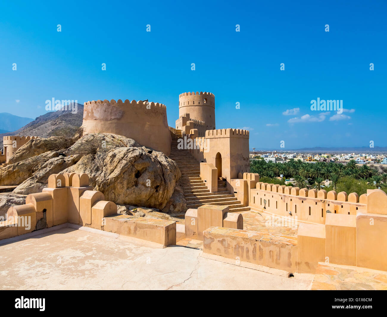 Nakhl oasis hi-res stock photography and images - Alamy