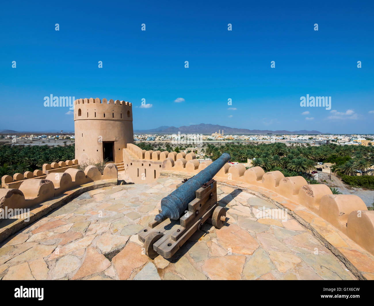 Nakhl oasis hi-res stock photography and images - Alamy