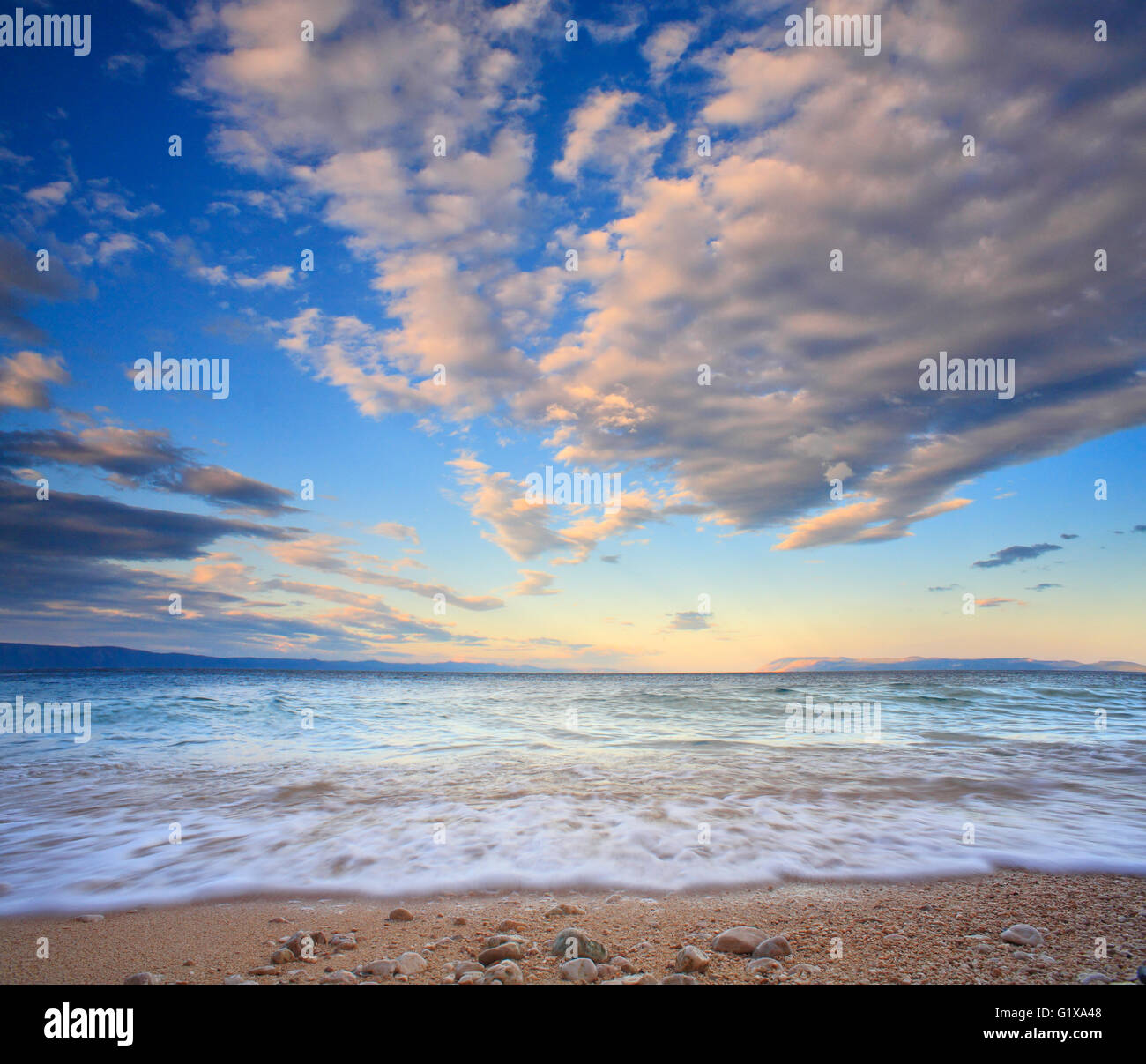 Landscape ocean cloudy sky background hi-res stock photography and ...