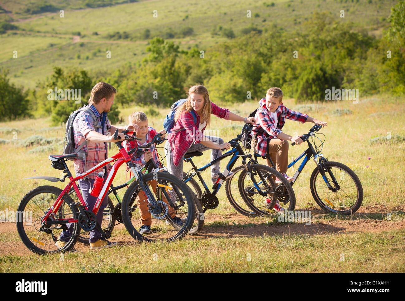 Riding bikes hi-res stock photography and images - Alamy