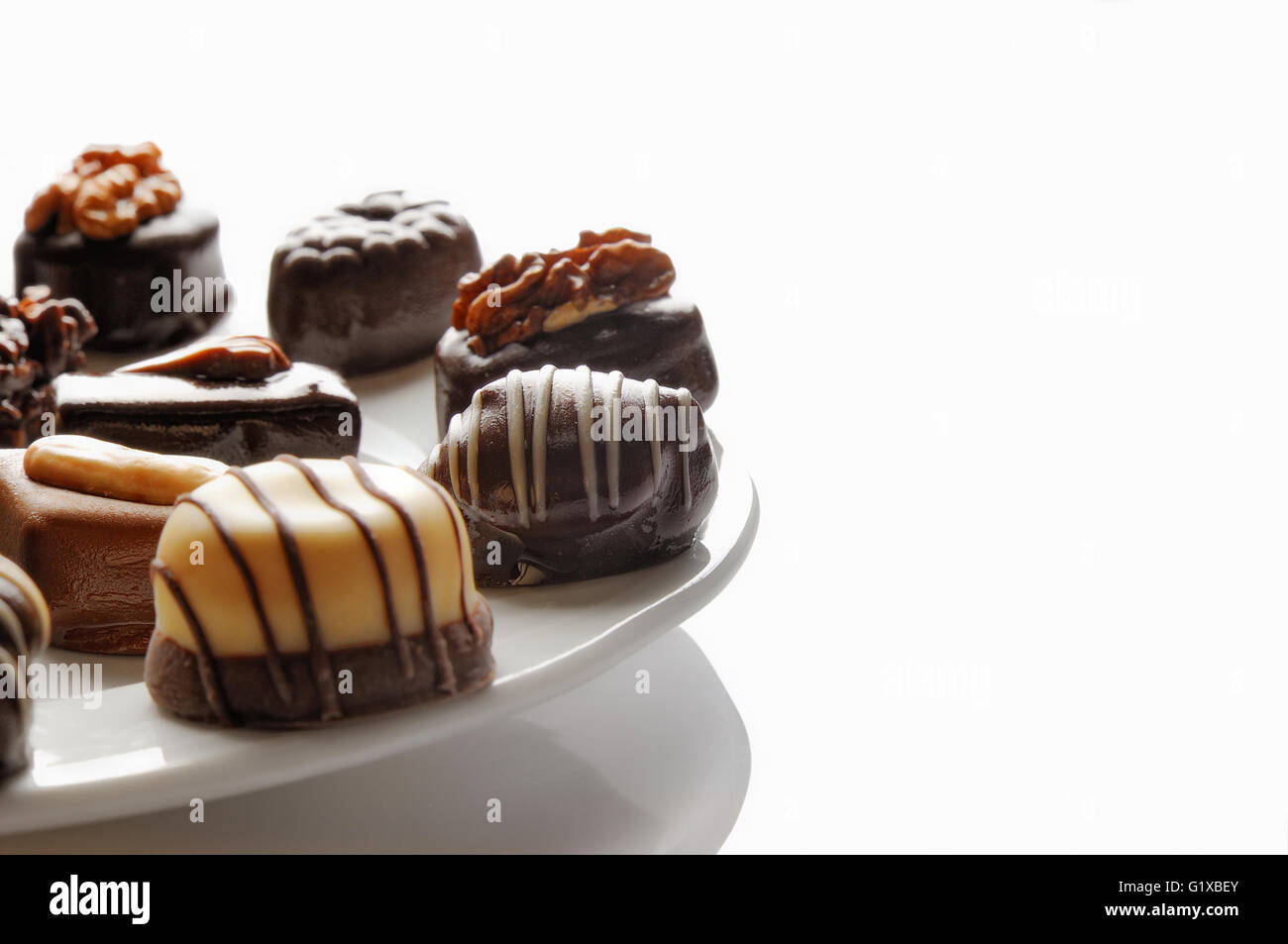 Fancy food white square plate hi-res stock photography and images - Alamy