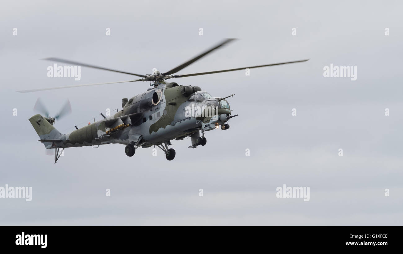 Heavy attack helicopter mi hi-res stock photography and images - Alamy