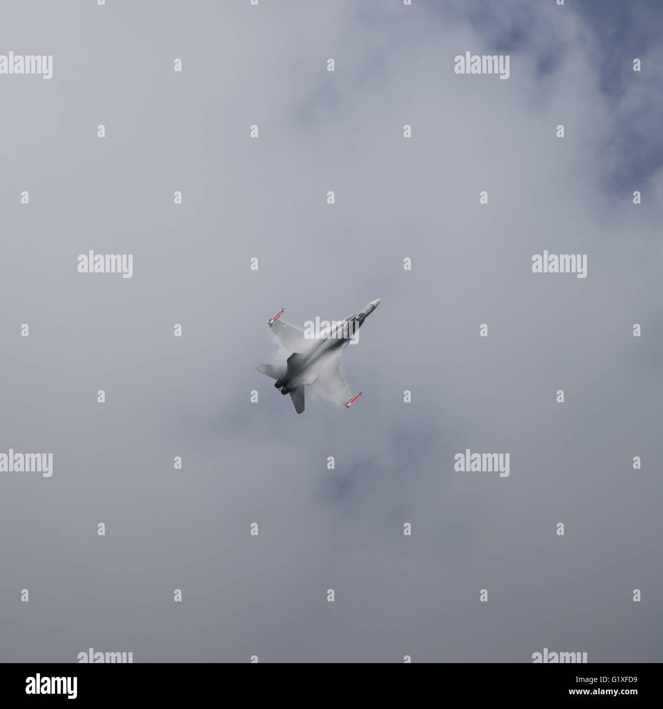 F18 aircraft fighter canopy hi-res stock photography and images - Alamy
