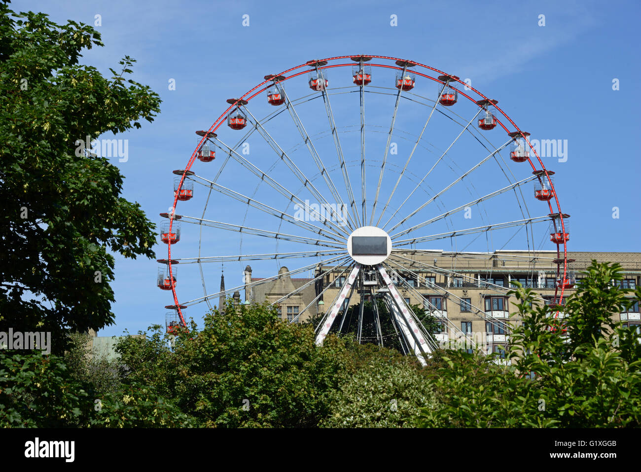 Edinburgh Festival Wheel by Princes Street gardens. A temporary ...