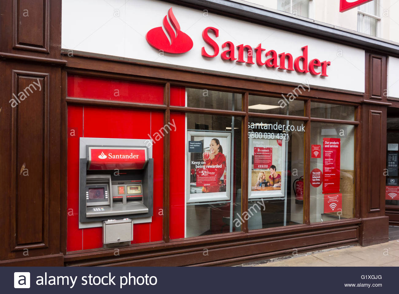 Santander High Street Bank High Resolution Stock Photography and Images ...