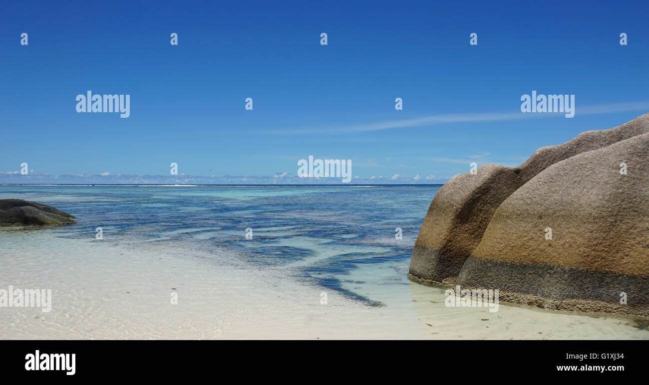 amazing granite rocks on a tropical beach Stock Photo - Alamy