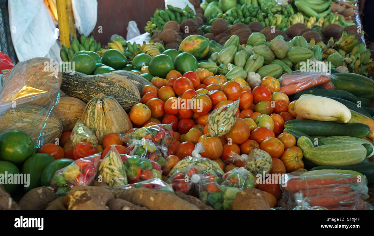 tropical market in victoria on mahe island Stock Photo - Alamy