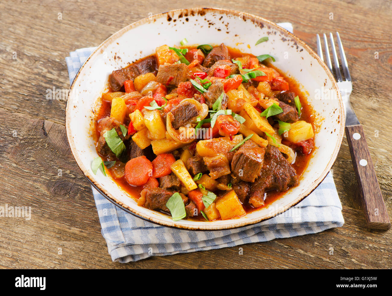 Beef stew top view hi-res stock photography and images - Alamy