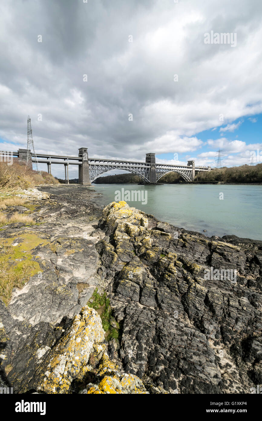 Tubular bridge menai straits anglesey hi-res stock photography and ...