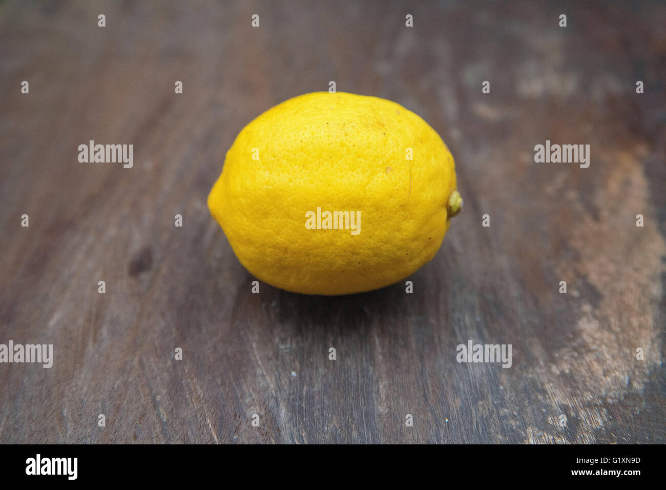 Soft Image of Fresh Lemon or Lemon Citrus with blurry background on ...