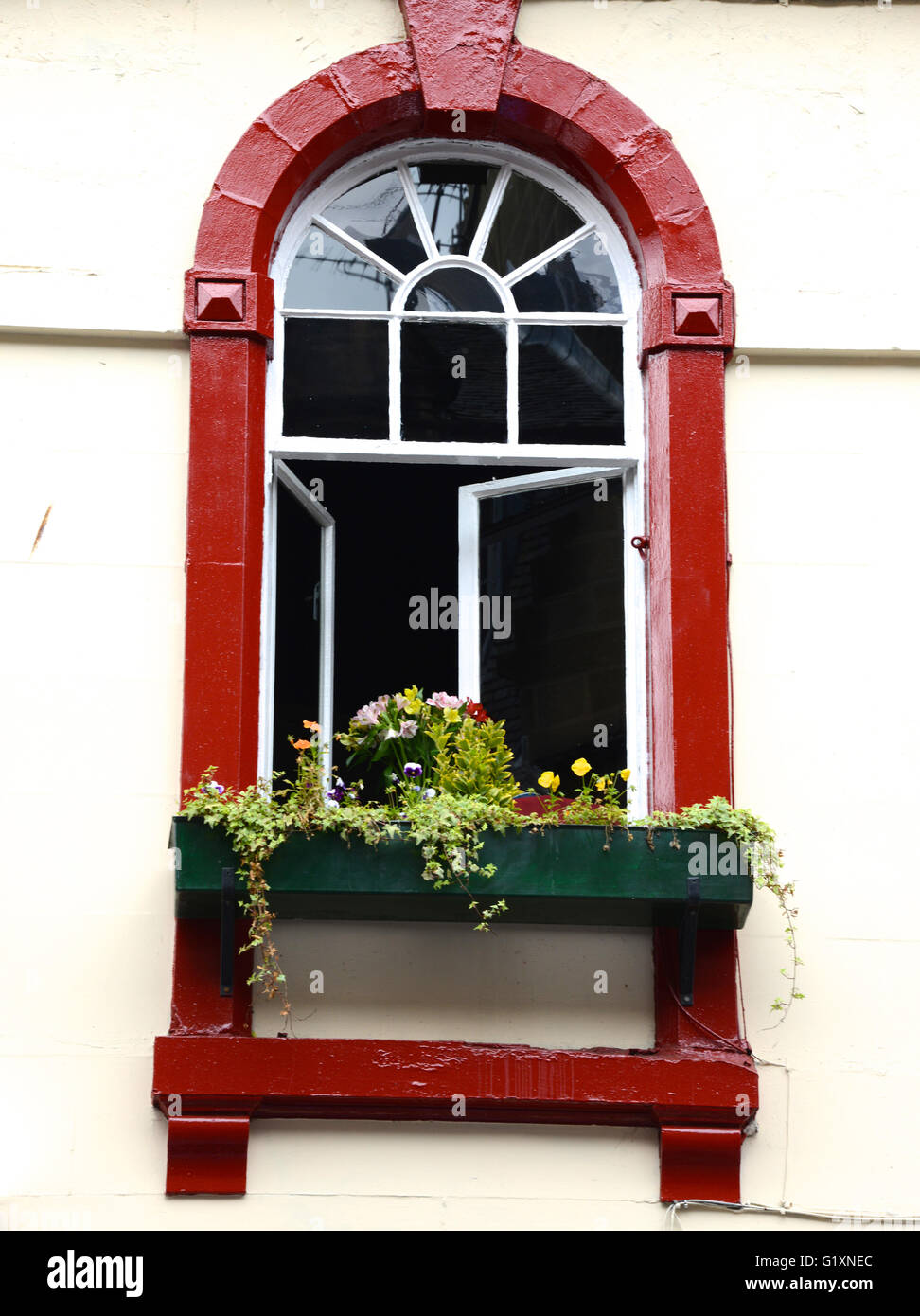 Window view, Victoria St, Edinburgh, UK Stock Photo - Alamy