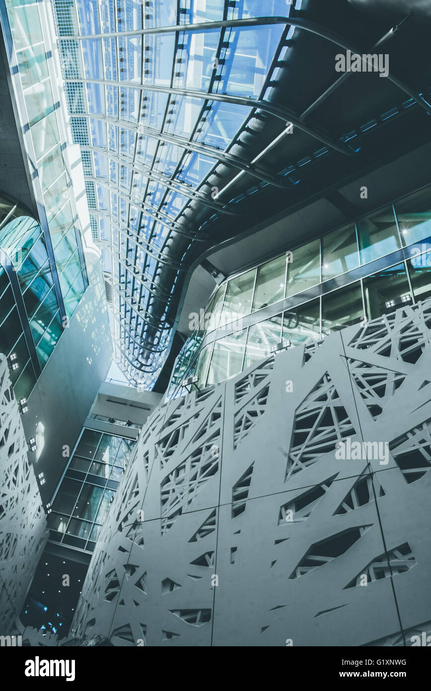 Modern Architecture in Milan Stock Photo - Alamy