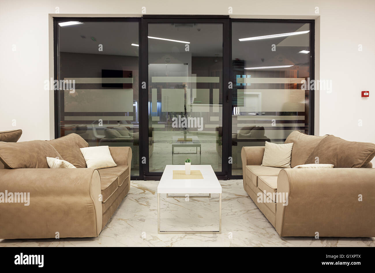 Hotel windows room lights hi-res stock photography and images - Alamy