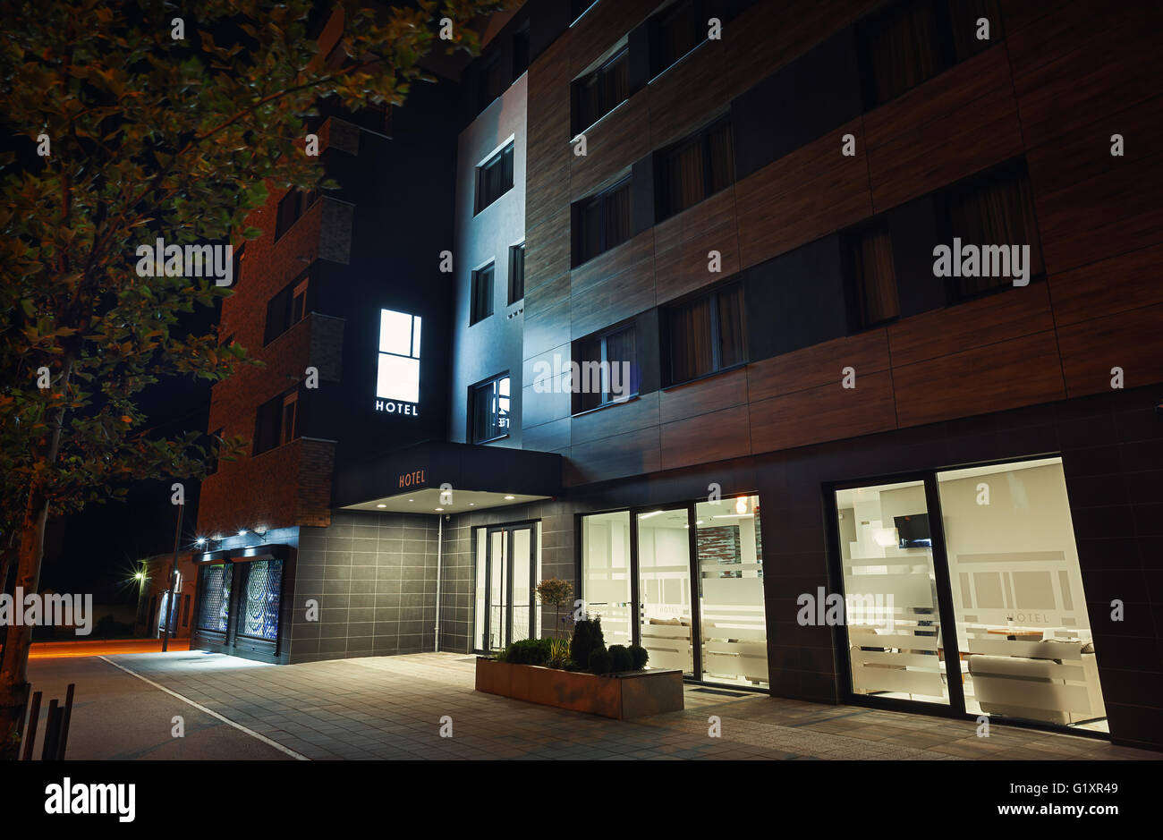 Motel room exterior hi-res stock photography and images - Alamy