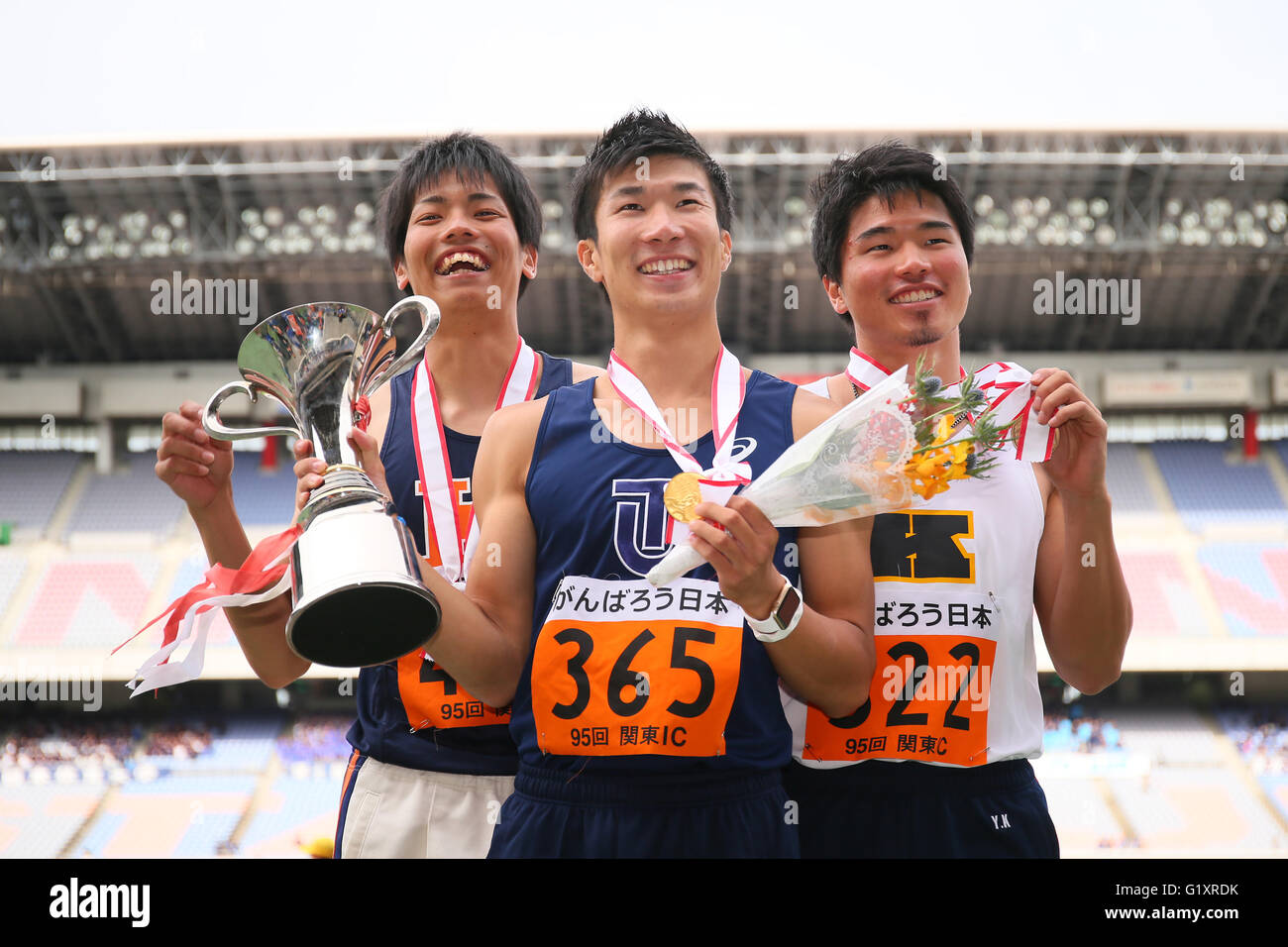 Nissan Stadium, Kanagawa, Japan. 20th May, 2016. (L to R) Kazuma Oseto ...