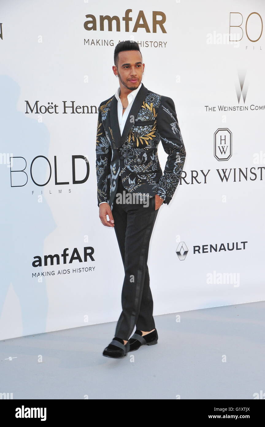 Cannes, France. 20th May, 2016. Lewis Hamilton at amfAR's 23rd Cinema ...