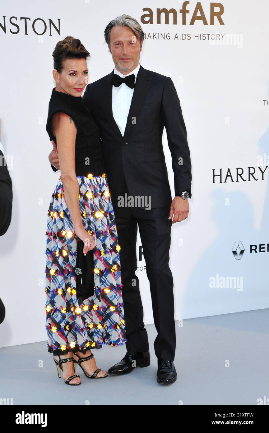 Danish Actor Mads Mikkelsen And His Wife Hanne Jacobsen