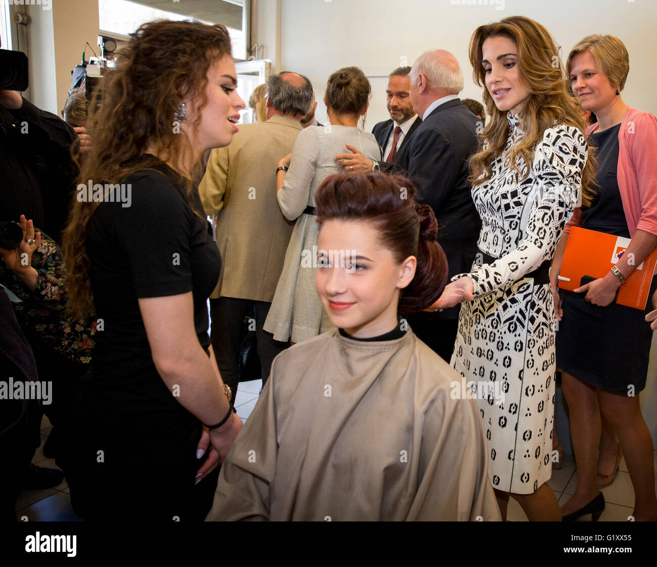 Queen Rania of Jordan and Queen Mathilde of Belgium visit the Tenchical ...
