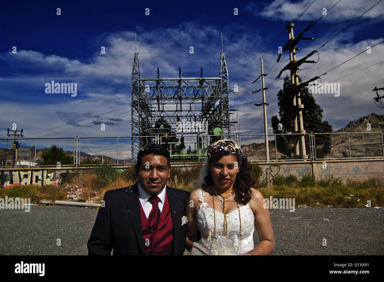 Apr 16, 2016 - La Paz, Bolivia - Weddings in the triple bridges. In La ...