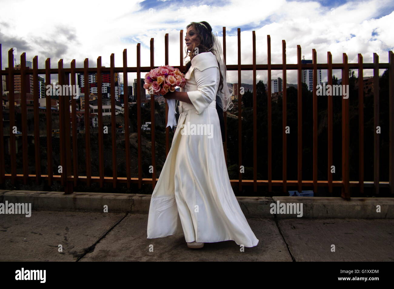 Apr 16, 2016 - La Paz, Bolivia - Weddings in the triple bridges. In La ...