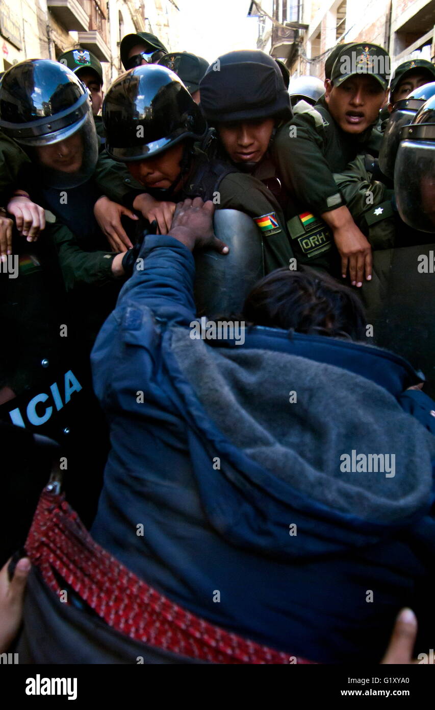 Bono protest hi-res stock photography and images - Alamy