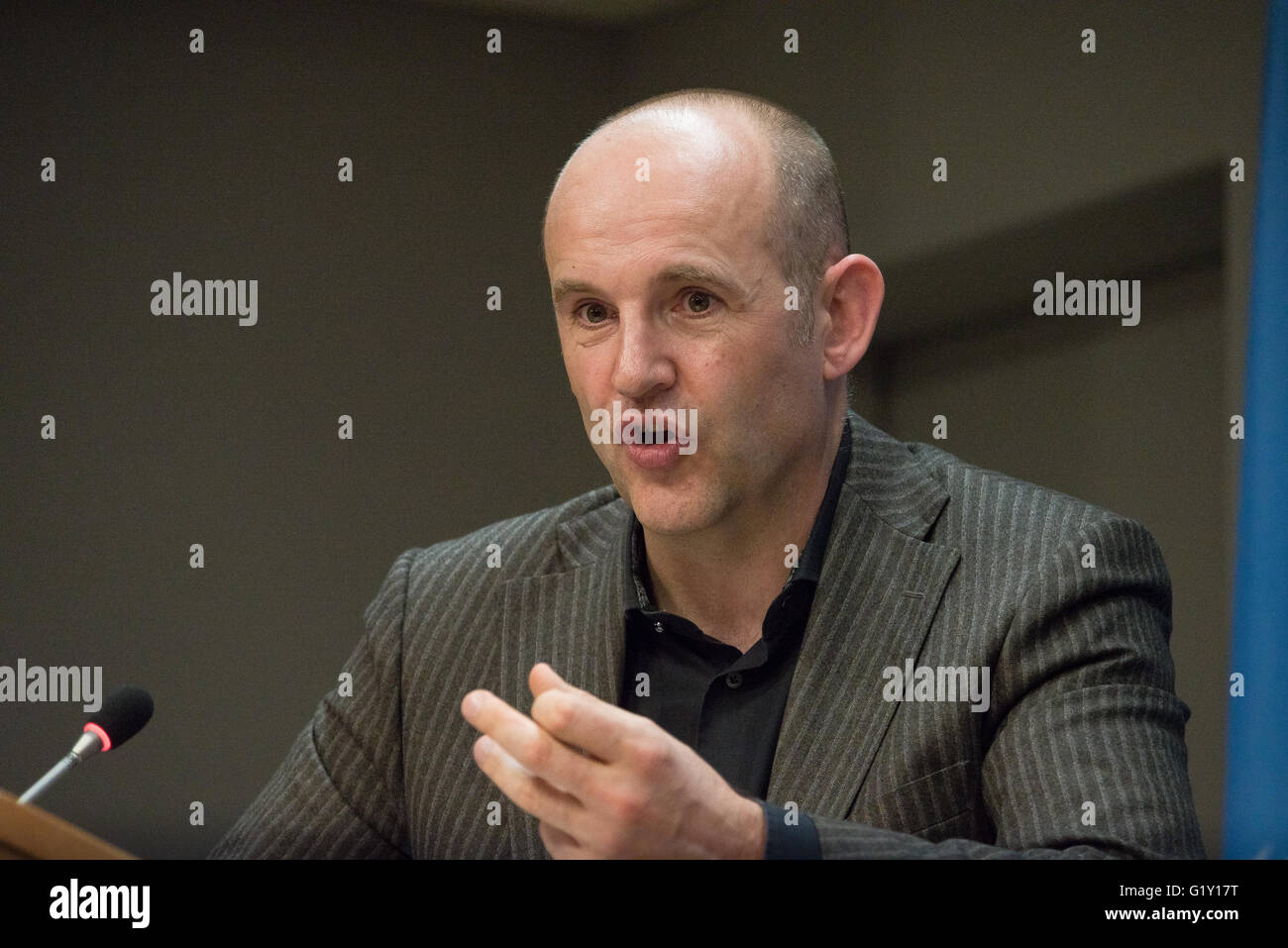 New York, USA. 20th May, 2016. Niall McCann speaks to the press. In ...