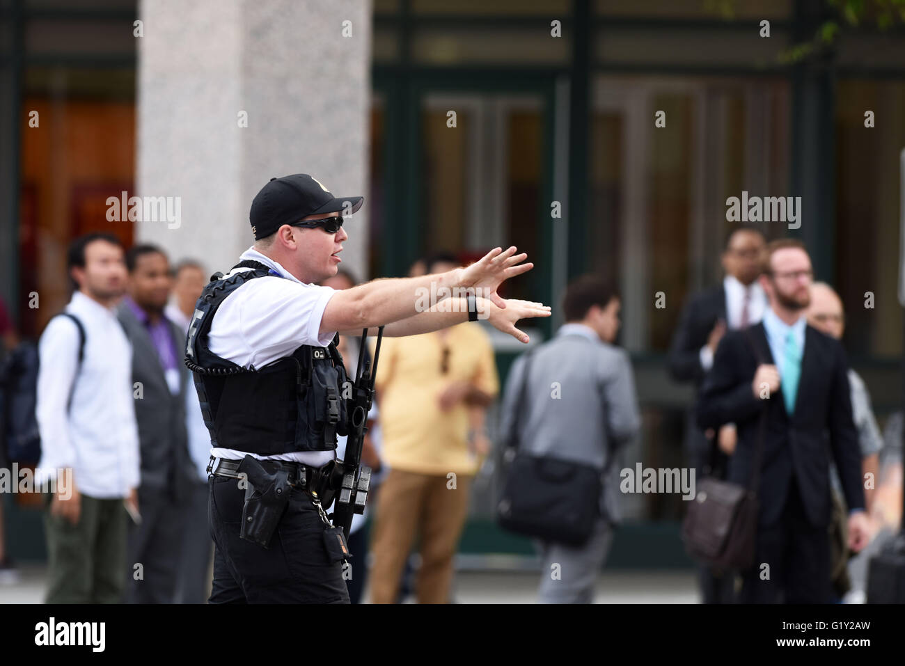 United states secret service weapon hi-res stock photography and images ...
