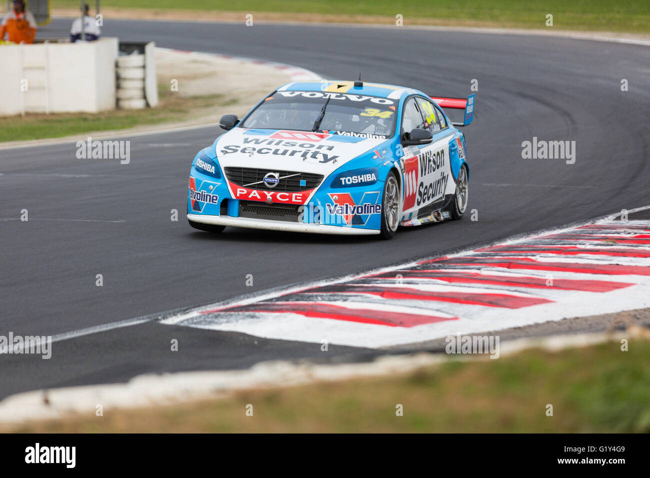 MELBOURNE, WINTON/AUSTRALIA, 20 MAY, 2016: Aussie Race cars battle it ...