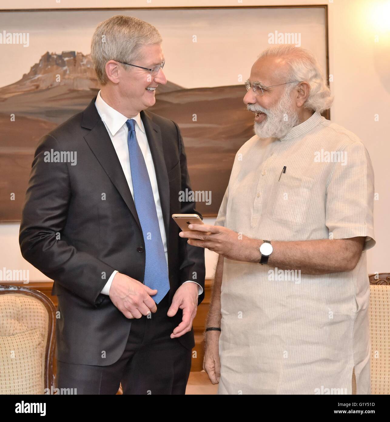 Modi apple hi-res stock photography and images - Alamy