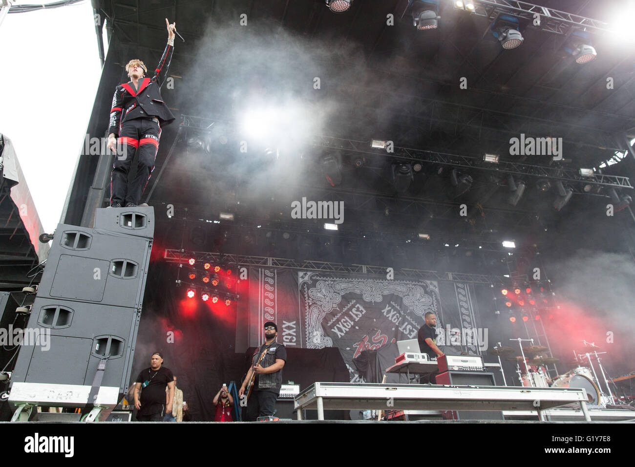 Columbus, Ohio, USA. 20th May, 2016. Rapper MACHINE GUN KELLY performs ...