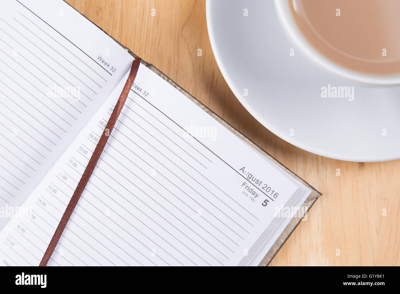 Open diary with lined paper Stock Photo - Alamy