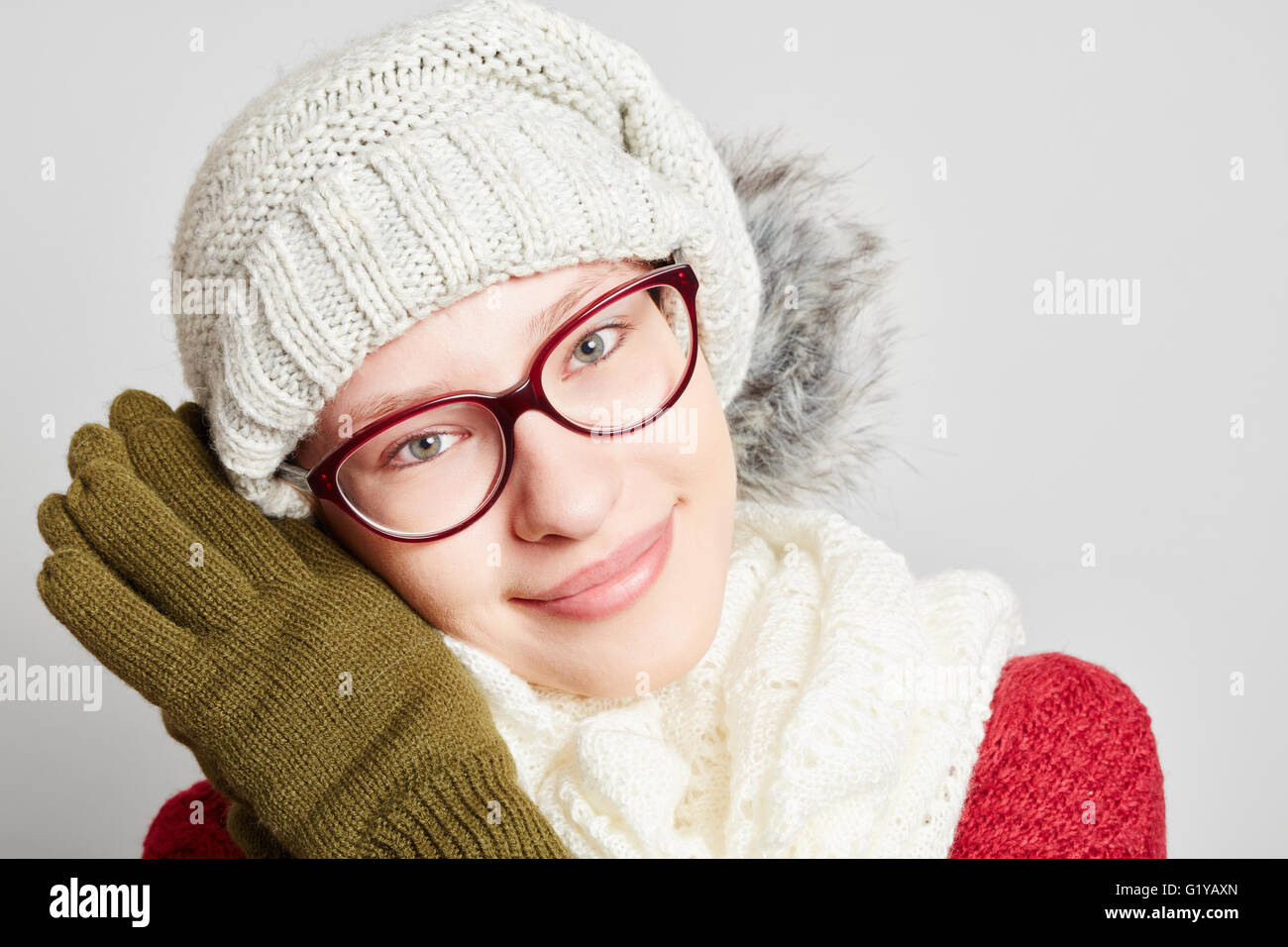 Woman wearing stocking cap hi-res stock photography and images - Alamy
