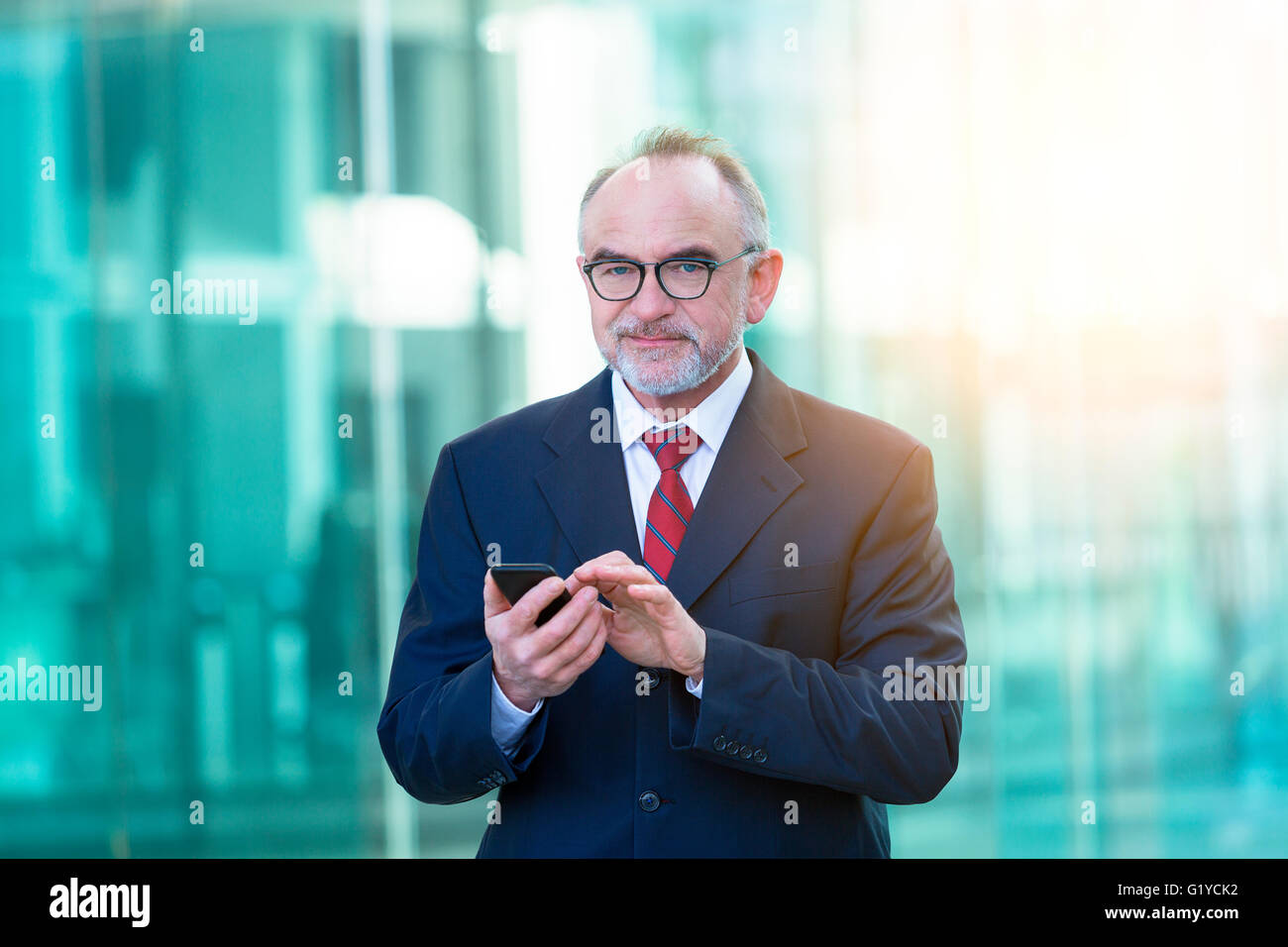 Mature office worker typing hi-res stock photography and images - Alamy