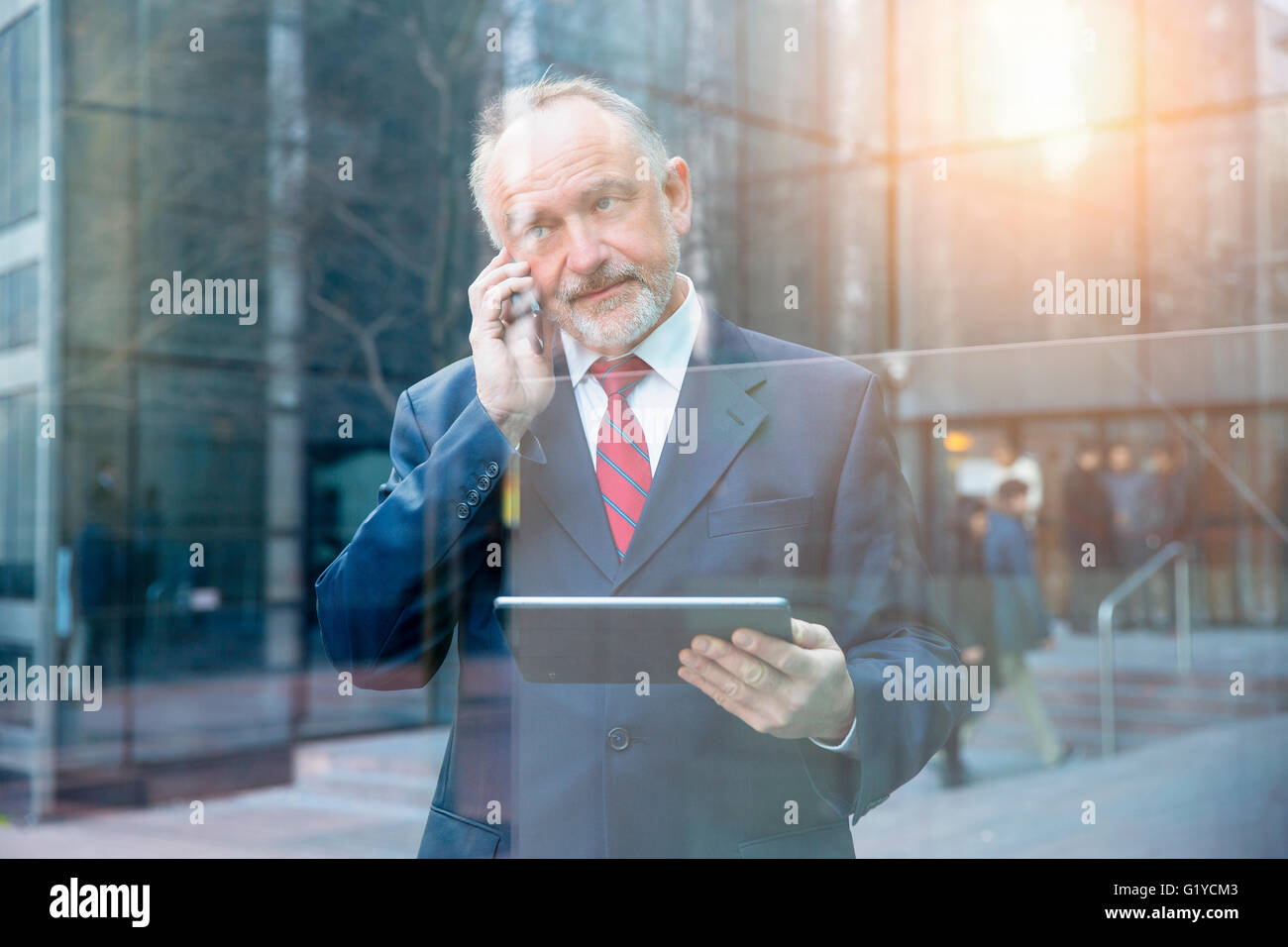 Mobile device tablet pc hi-res stock photography and images - Alamy