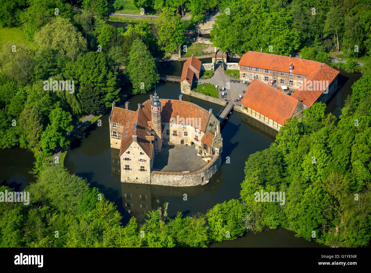 Aerial view, Vischering Castle Museum, moated castle, moat ...