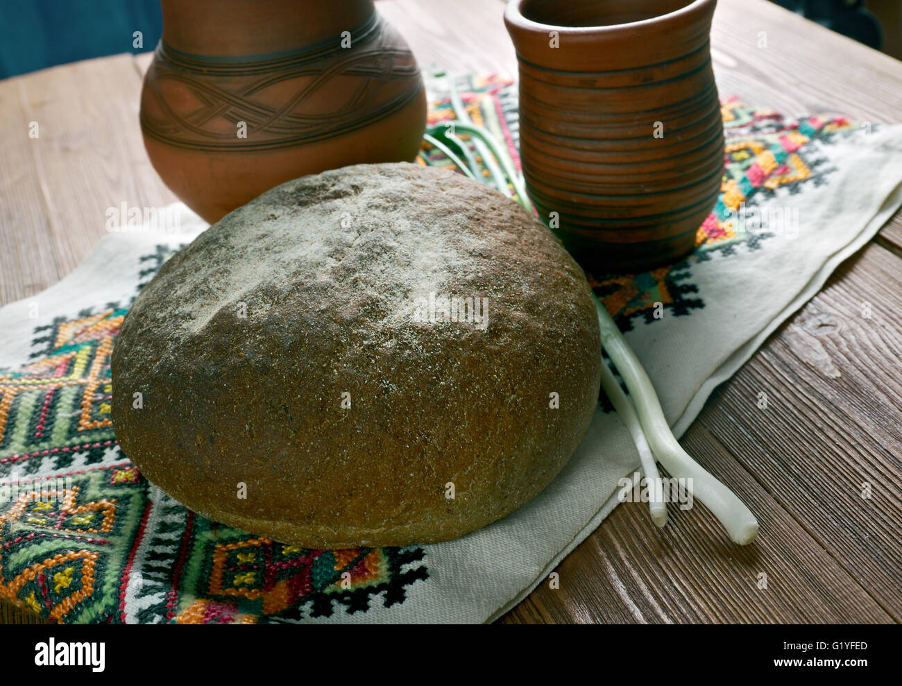 Russian traditional round bread - karavai Stock Photo - Alamy