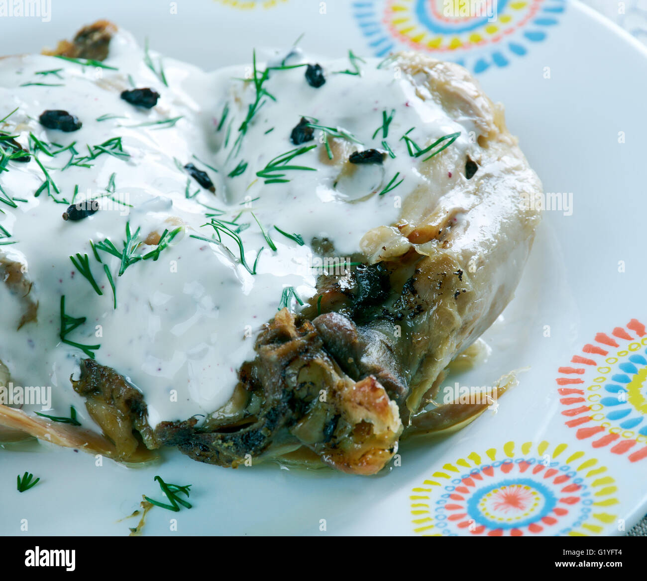 chkmeruli chicken - traditional Georgian dish of chicken in garlic ...