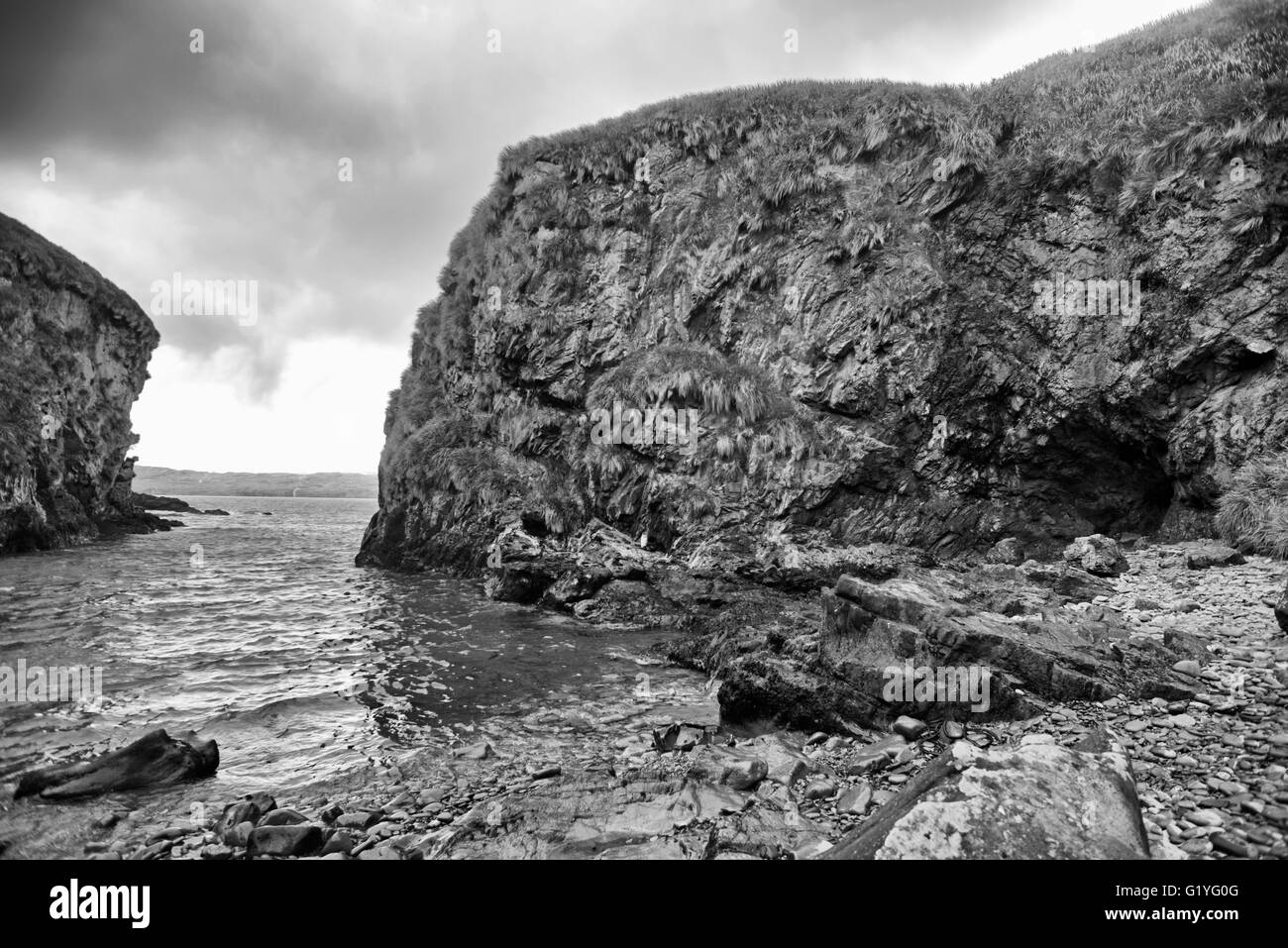 Cave Cove at Cape Rosa in King Haakon Bay where Shackleton made ...