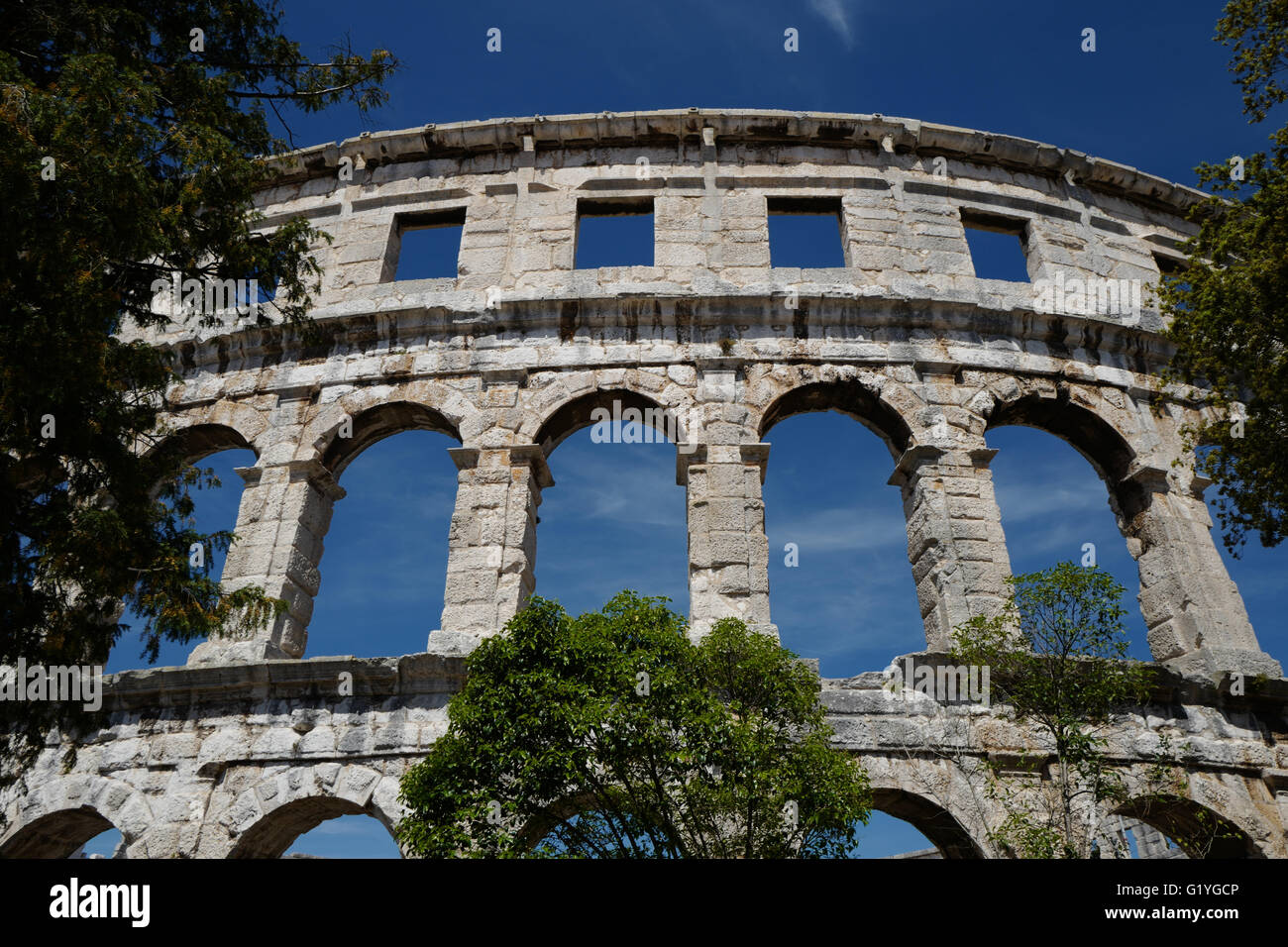 Exterior wall of the roman amphitheatre, Pula Istria Croatia Stock ...