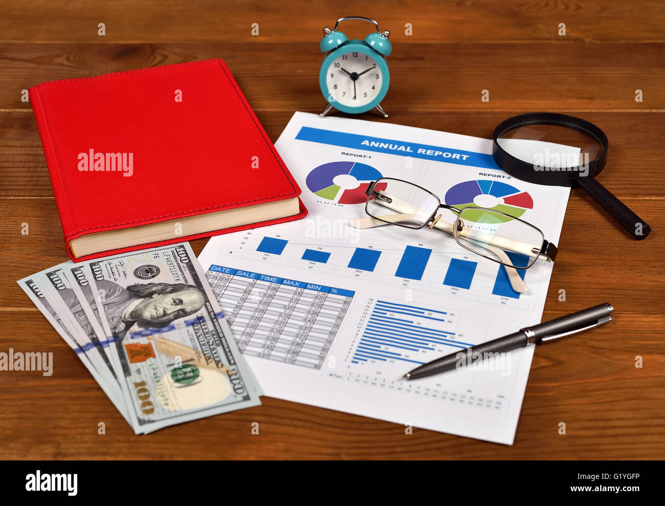 Audit report hi-res stock photography and images - Alamy