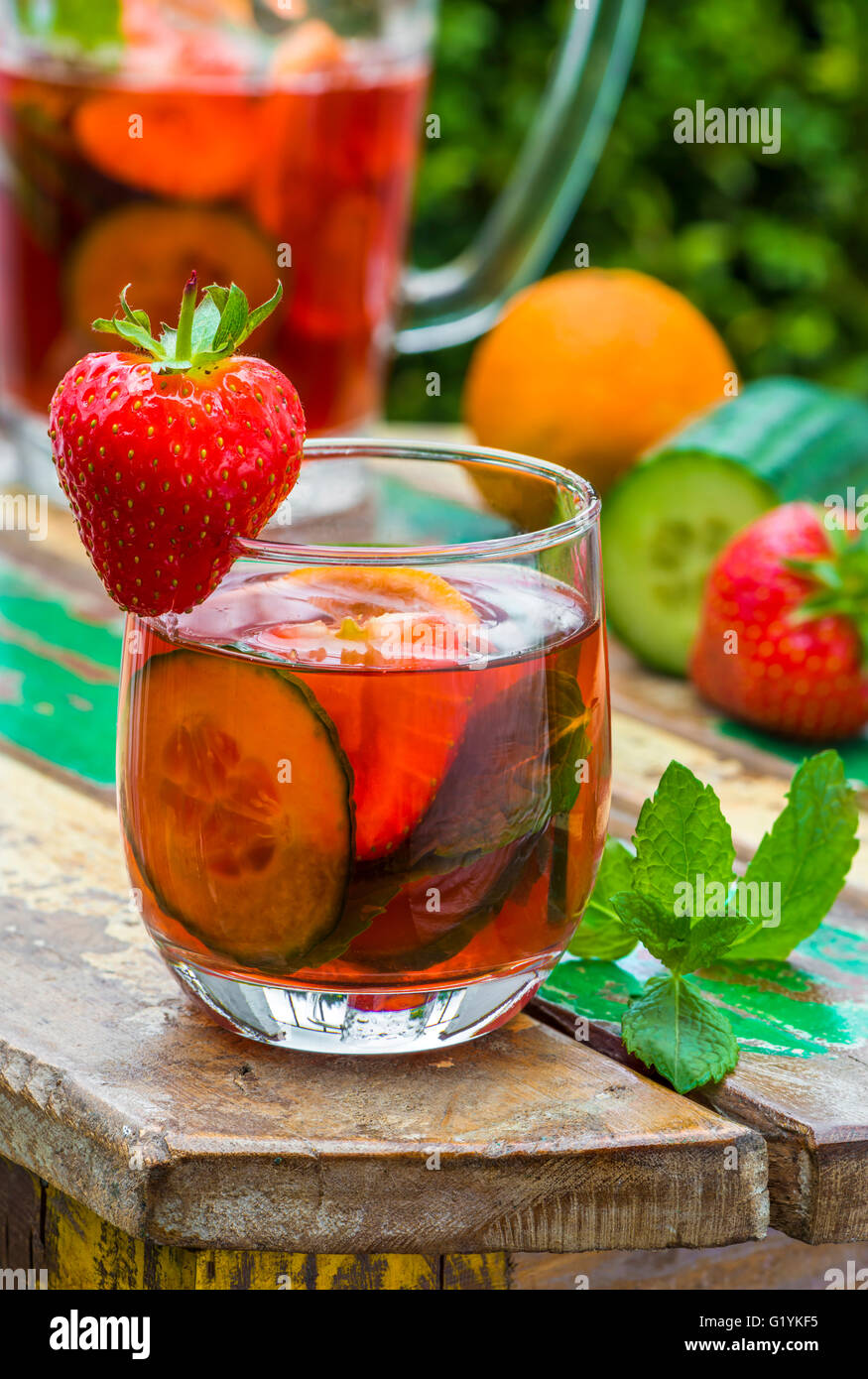 Pimms cocktail hi-res stock photography and images - Alamy
