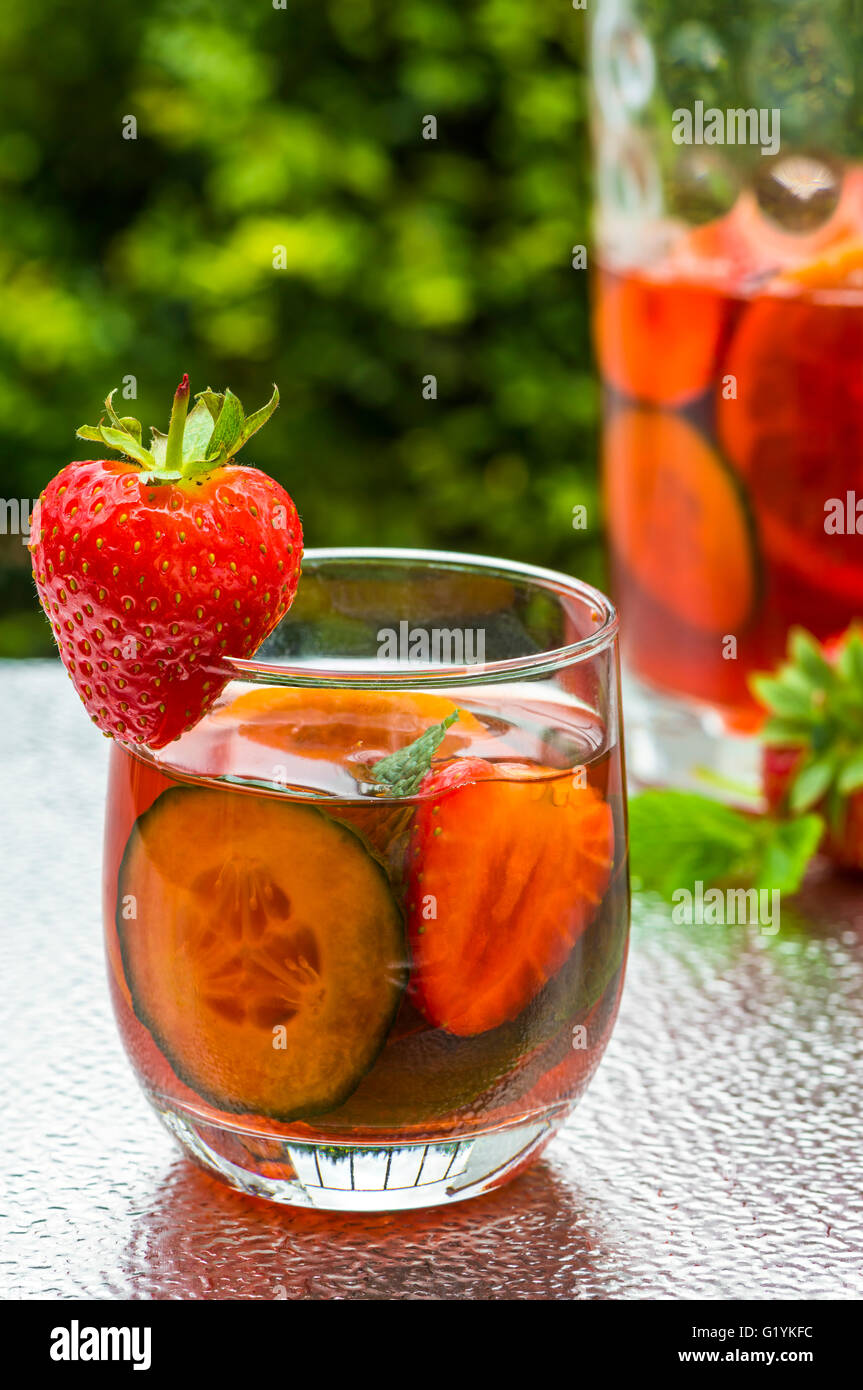 Traditional Pimms cocktail with lemonade Stock Photo - Alamy
