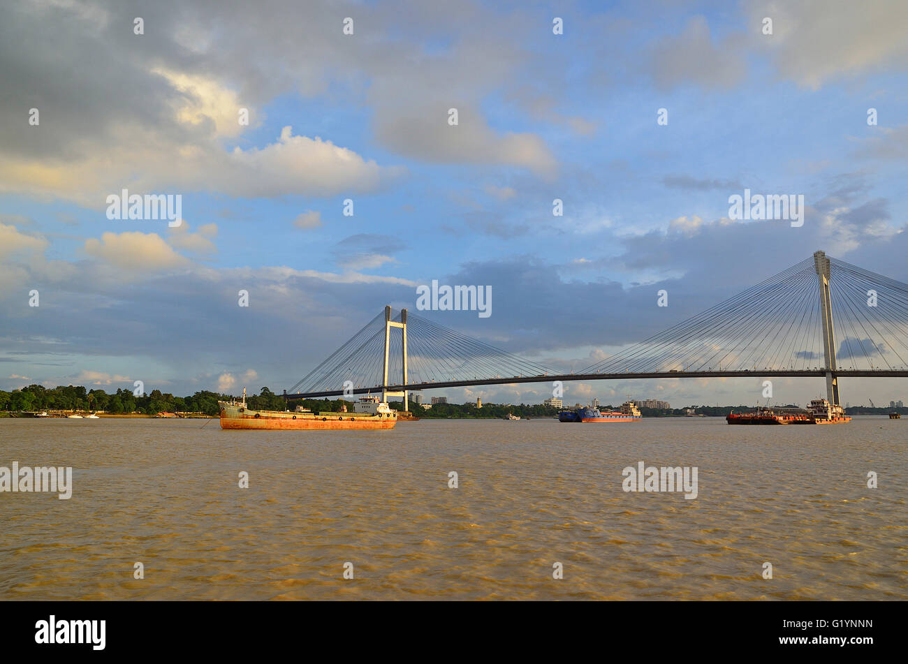 Second hoogly setu hi-res stock photography and images - Alamy