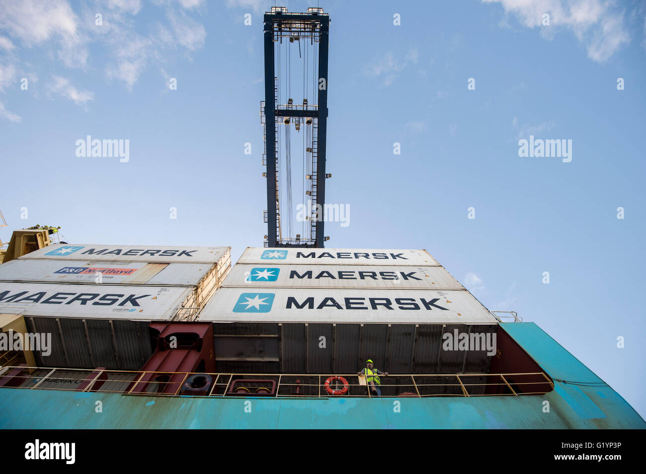 Load crew hi-res stock photography and images - Alamy